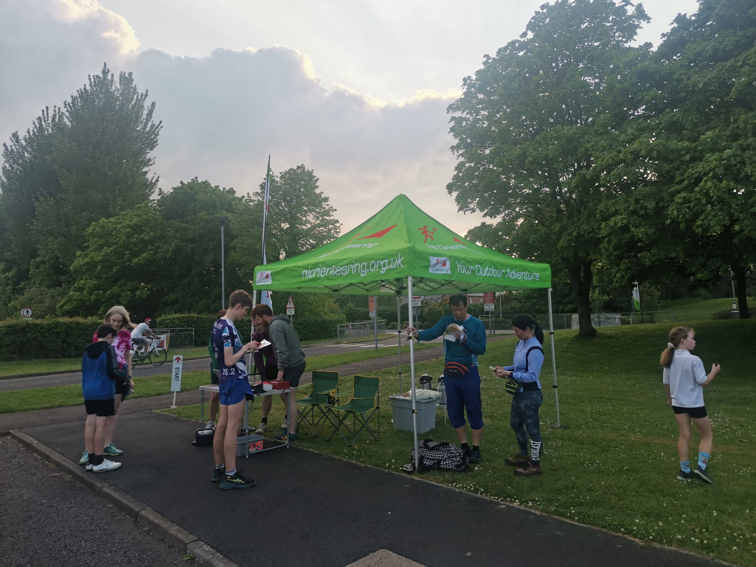 Happy WEE Volunteers make Happy WEE Orienteers!